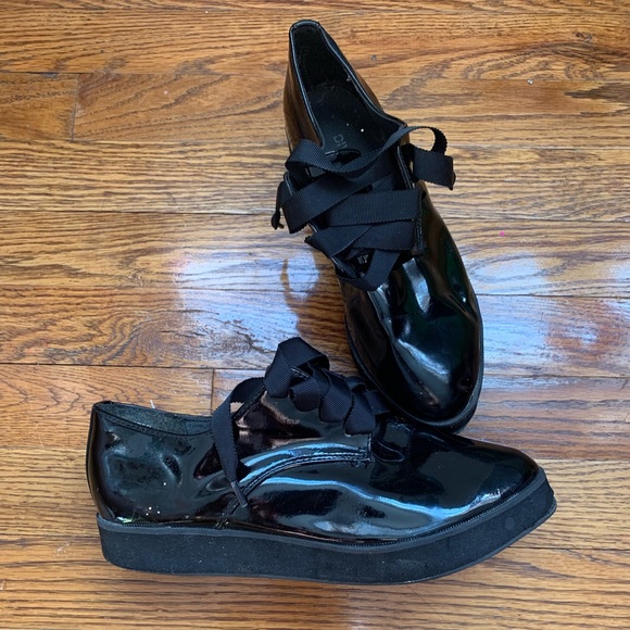 Divided | Shoes | Black Platform Faux Patent Leather Stylish Flats ...